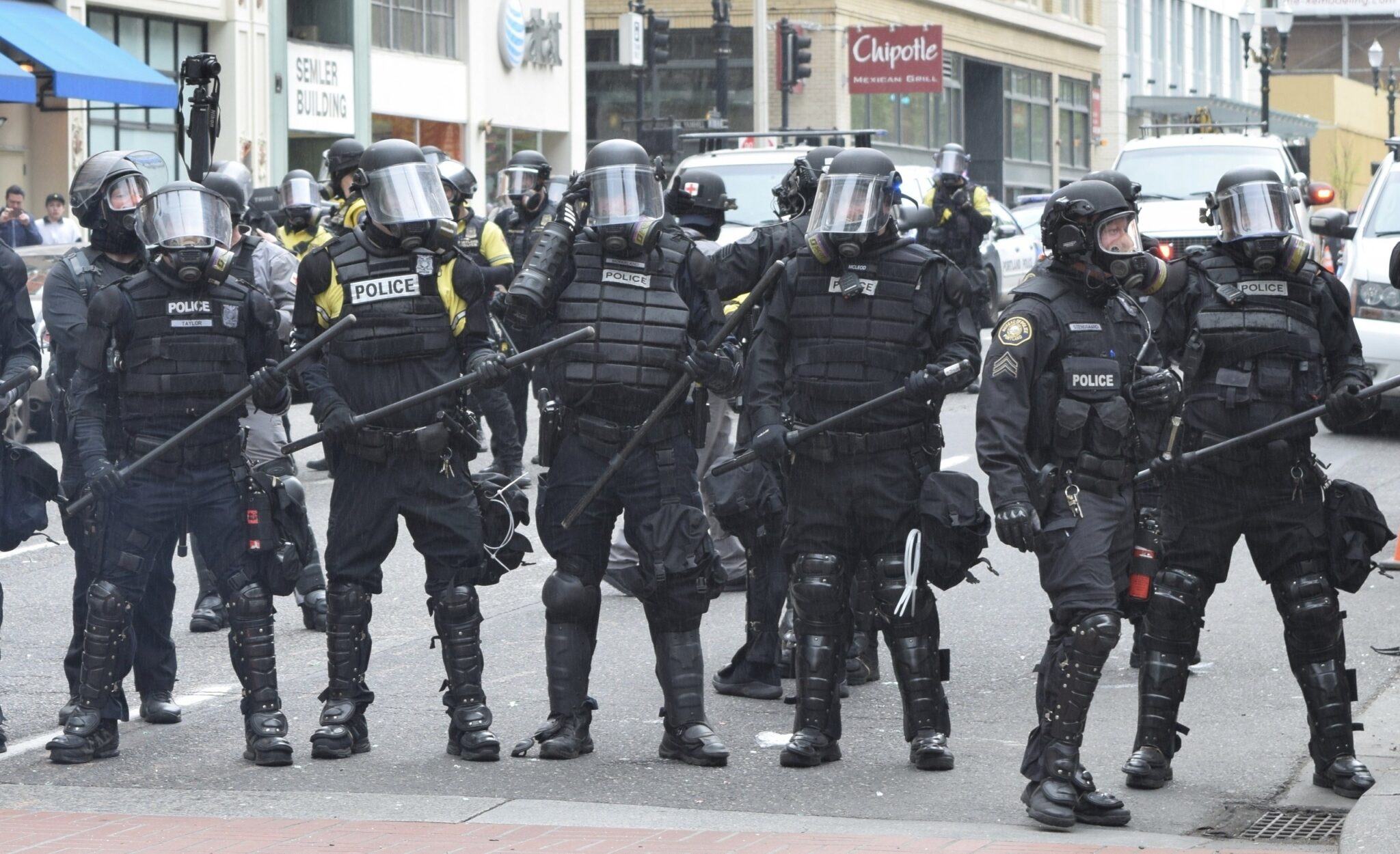 Surviving In A City With No Laws - The Survival Way